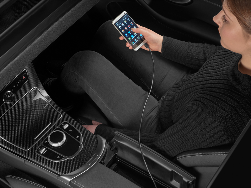 Câble client interface média- micro USB Mercedes-Benz | Boutique